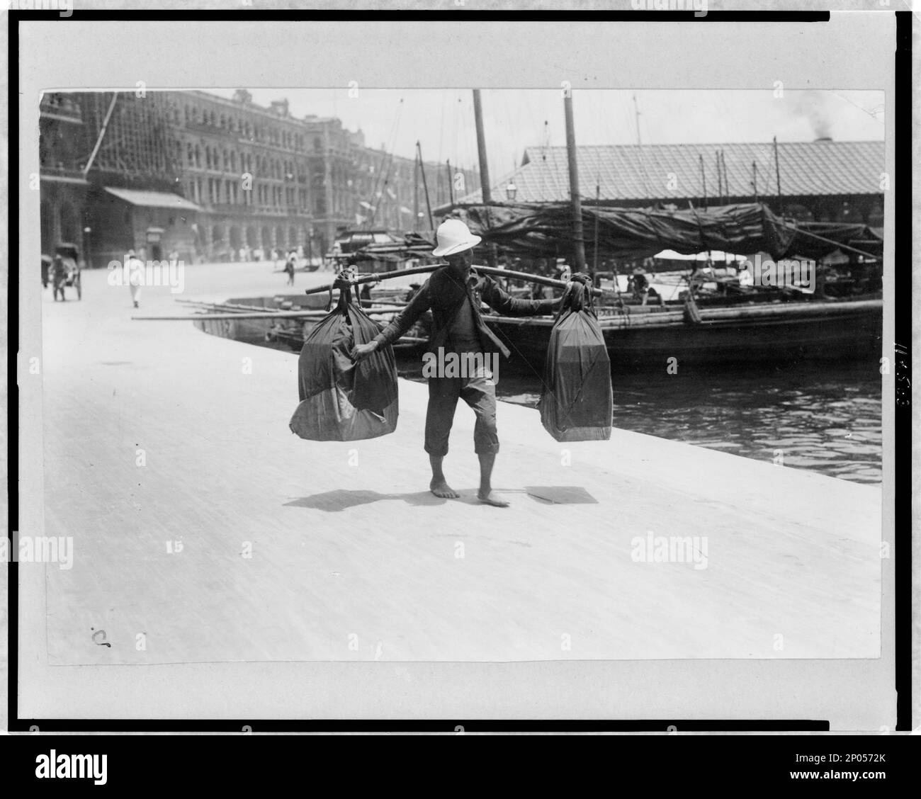 Labor working 1900 Black and White Stock Photos & Images - Alamy