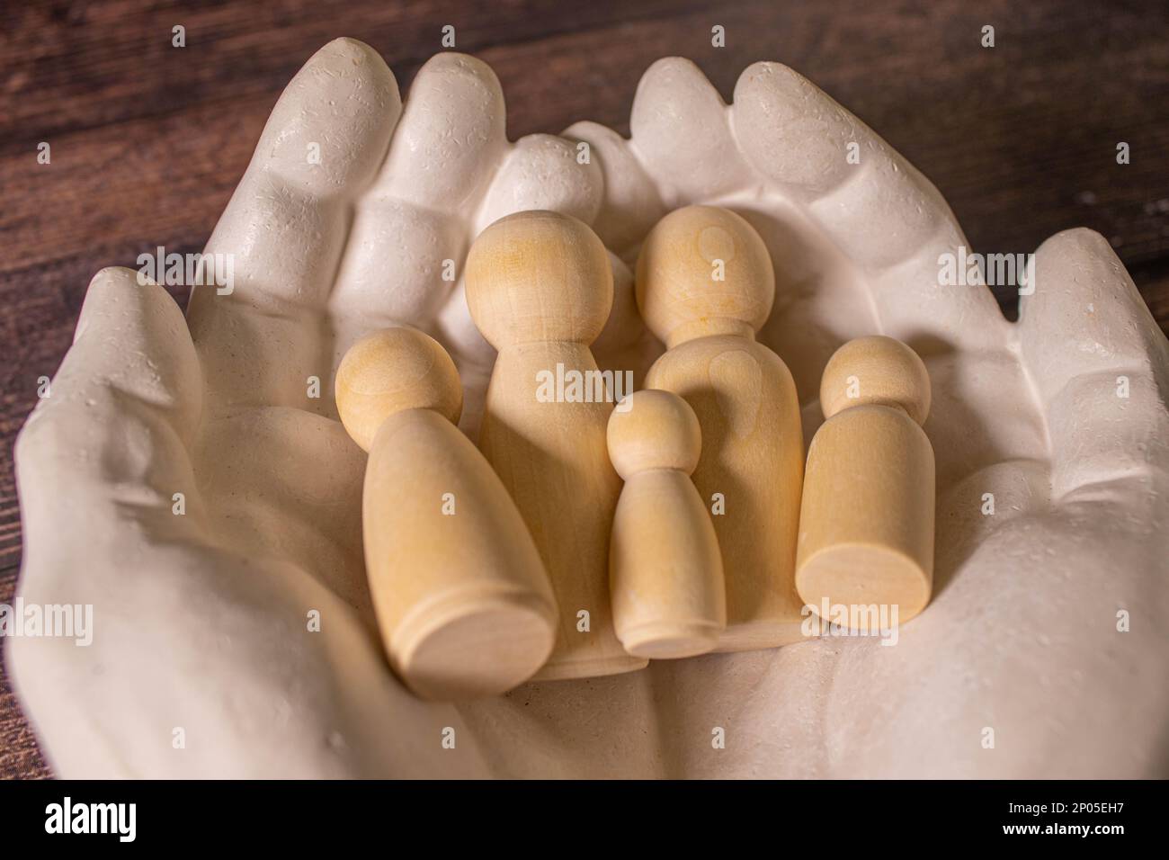 wooden figures of family members, Family relationship symbol, family ...