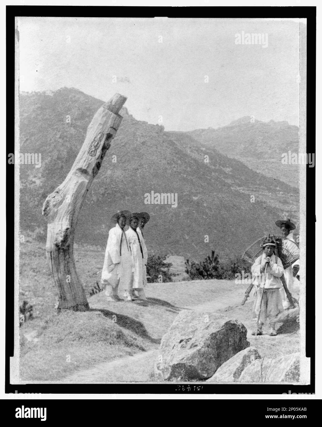 Korea. Frank and Frances Carpenter Collection , Koreans,Clothing ...