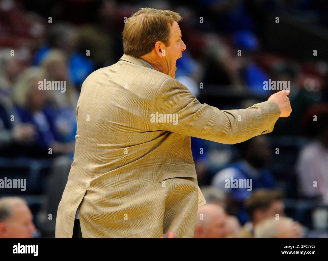 March 10, 2017 UTEP Miners head coach Tim Floyd yells down to his ...