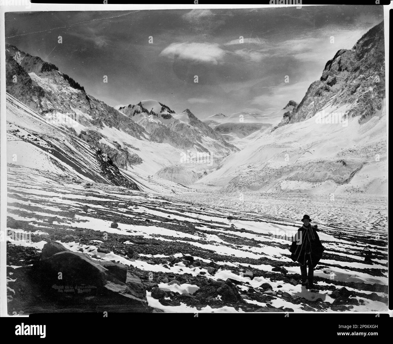 Aconcagua chile Black and White Stock Photos & Images - Alamy