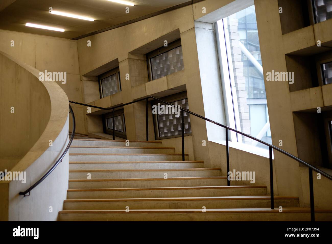 Stairs in Tate Modern Museum Stock Photo - Alamy