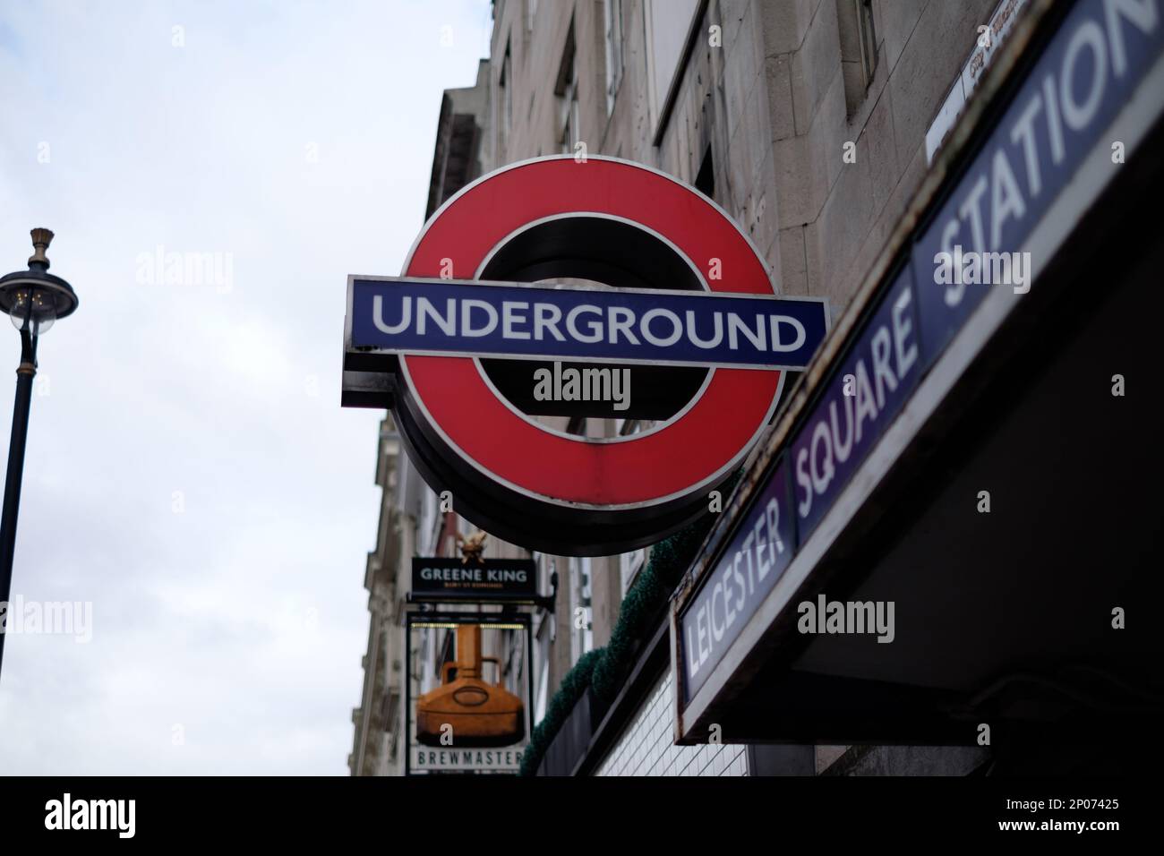 Green square train station hi-res stock photography and images - Alamy