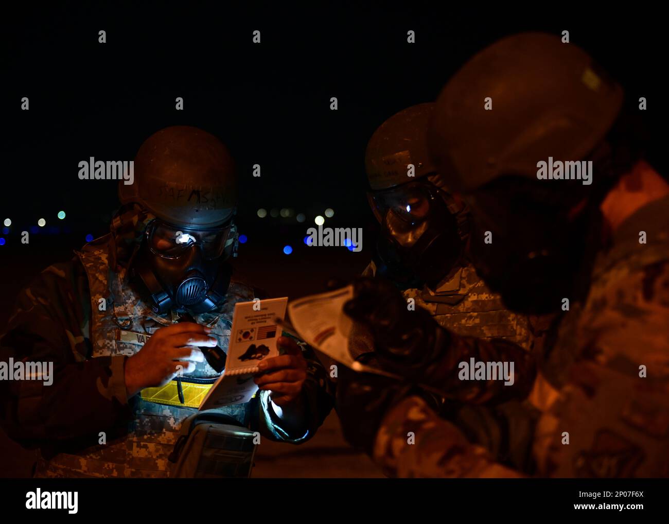 U.S Air Force Master Sgt. David Varady (left), 80th Fighter Generation ...