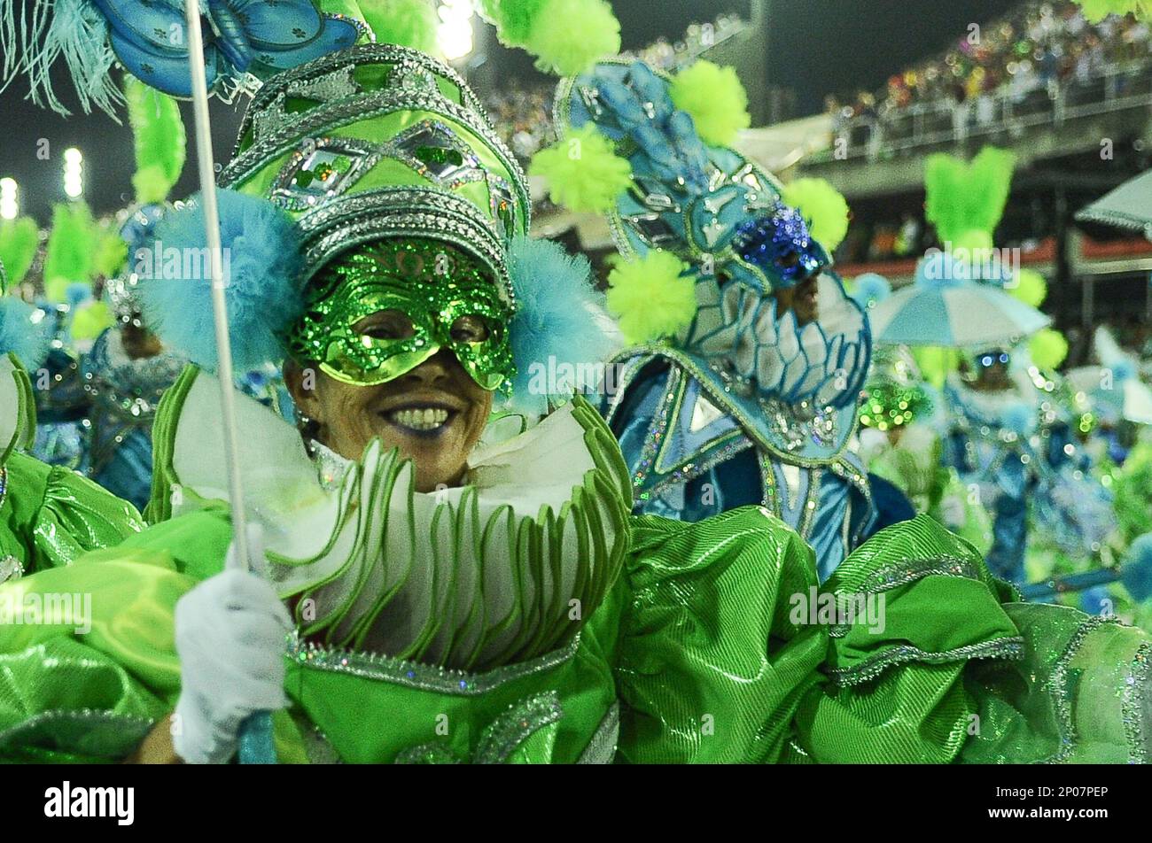 RJ - Rio de Janeiro - 25/02/2017 - Desfie das Escolas de samba do grupo ...