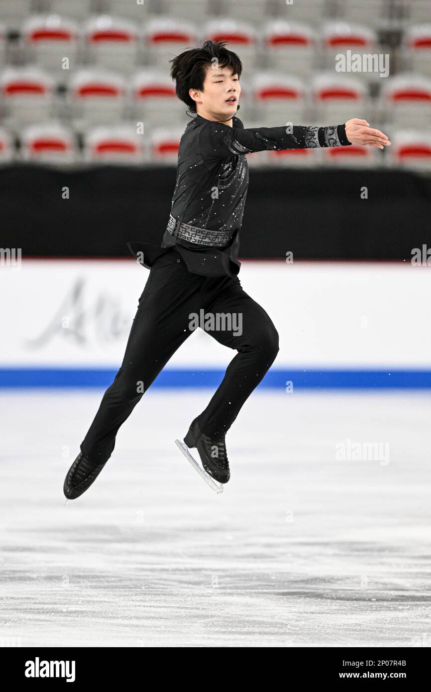 Championats du monde juniors de patinage artistique hi-res stock photography and images - Alamy