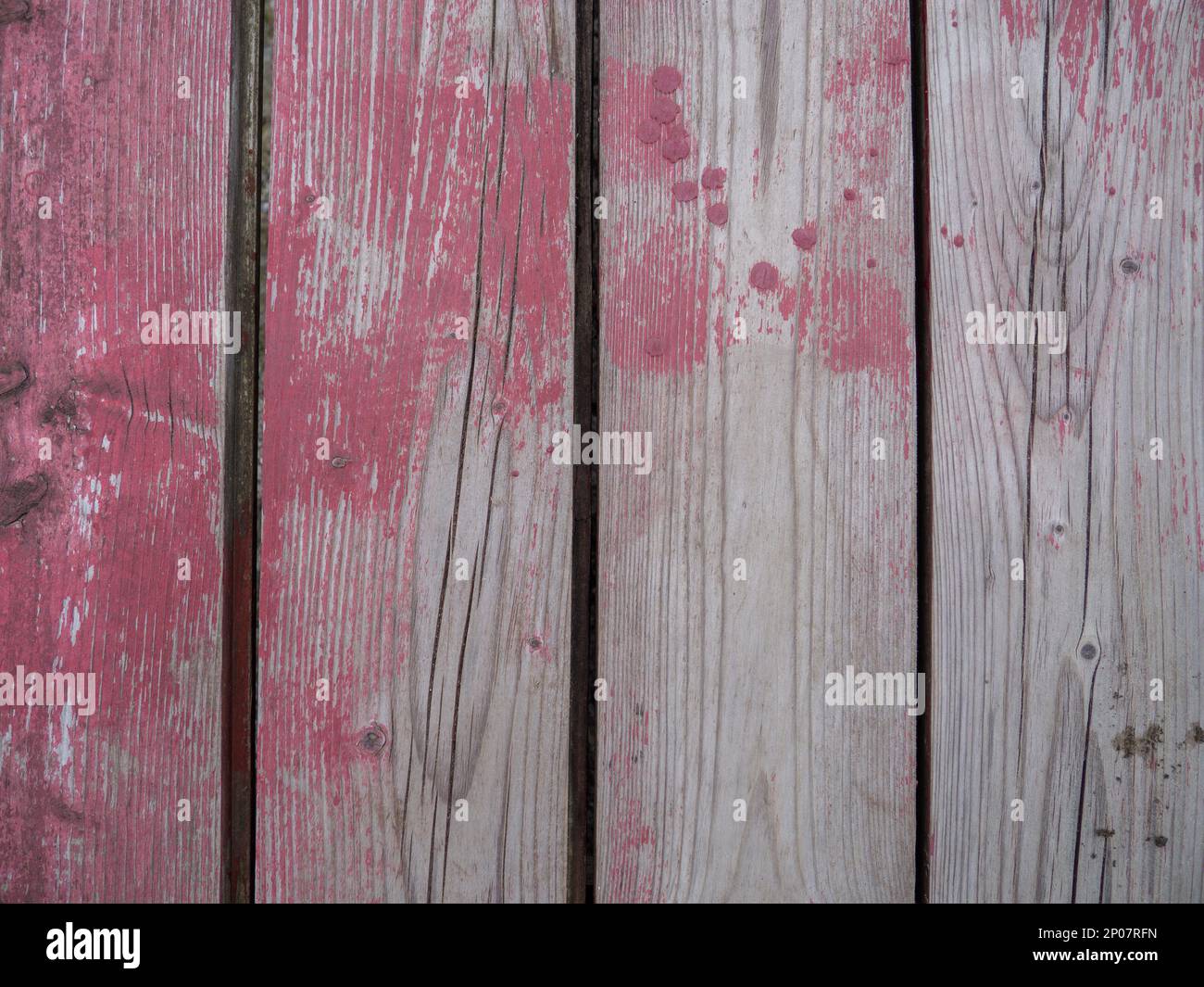 Red boards hi-res stock photography and images - Alamy