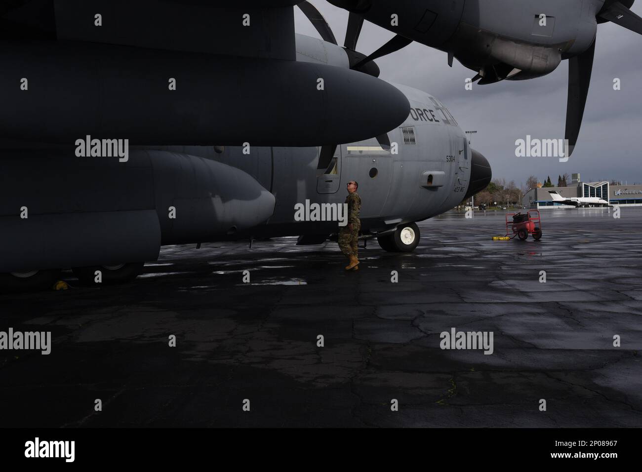 Senior Master Sgt. David Workman, 403rd Aircraft Maintenance Squadron ...
