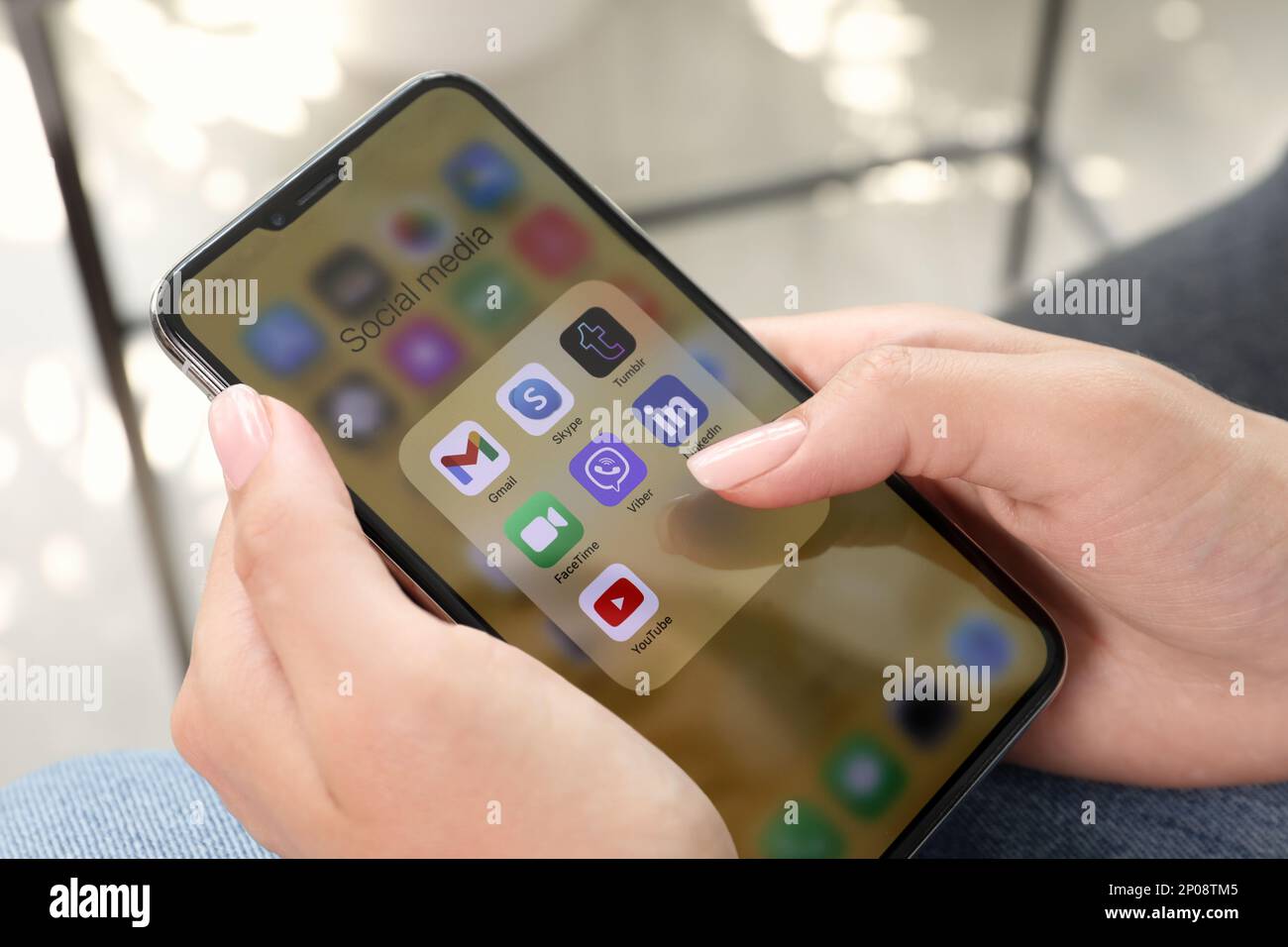 Person using apple iphone x hi-res stock photography and images - Alamy