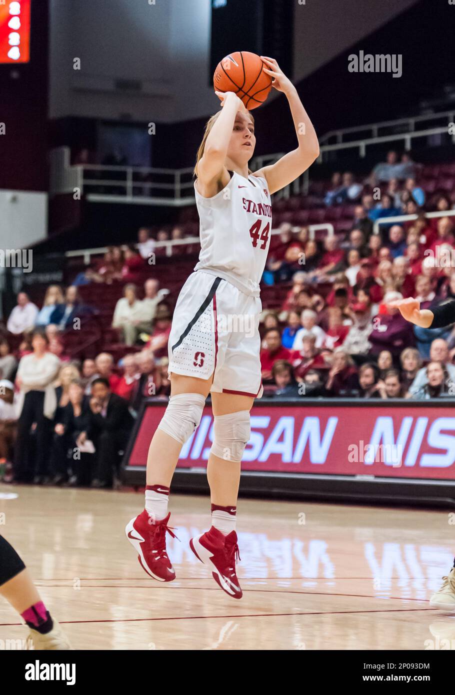 STANFORD, CA - FEBRUARY 10: Stanford Cardinal guard Karlie Samuelson ...