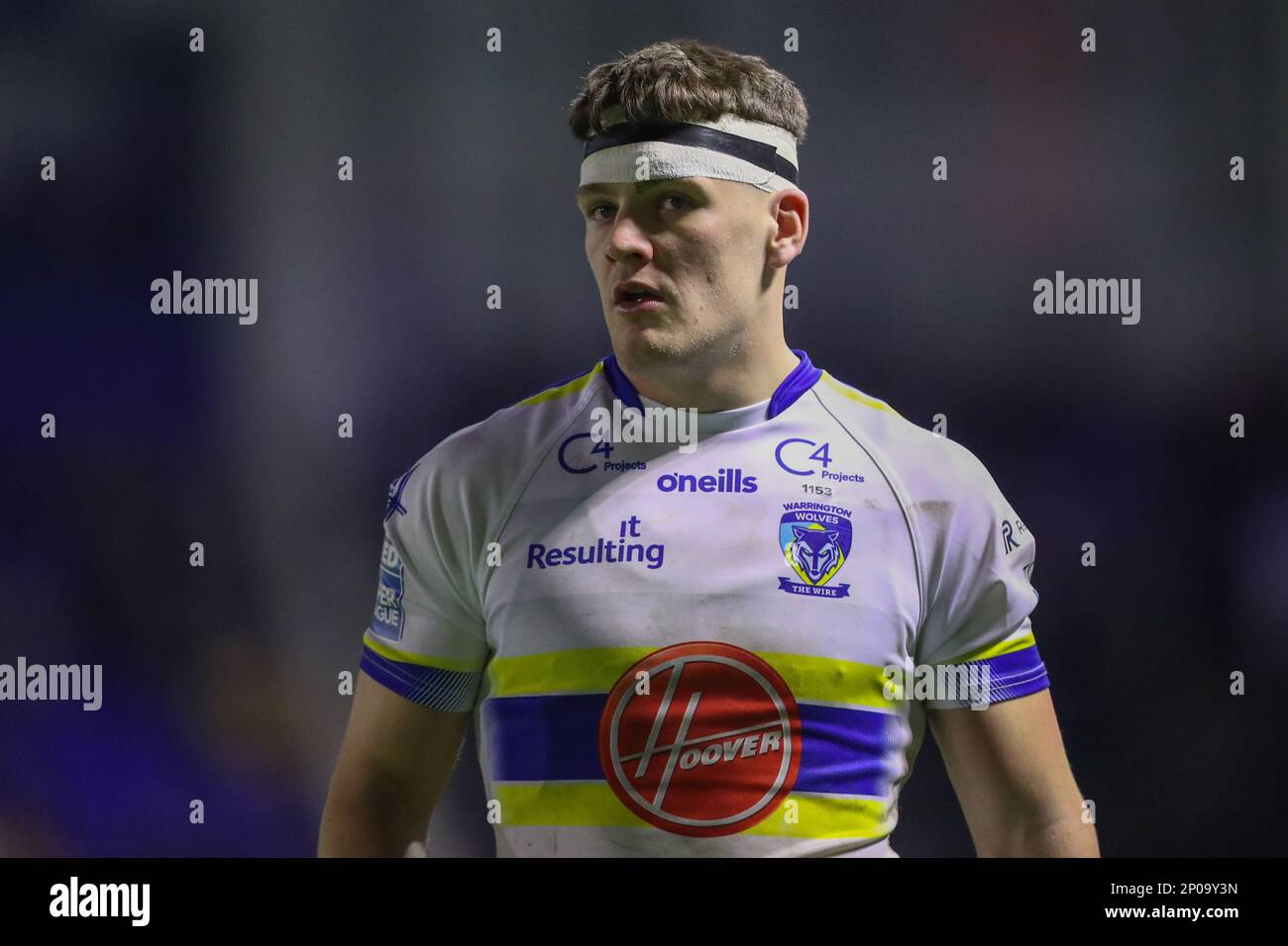 Josh Thewlis #2 of Warrington Wolves during the Betfred Super League ...
