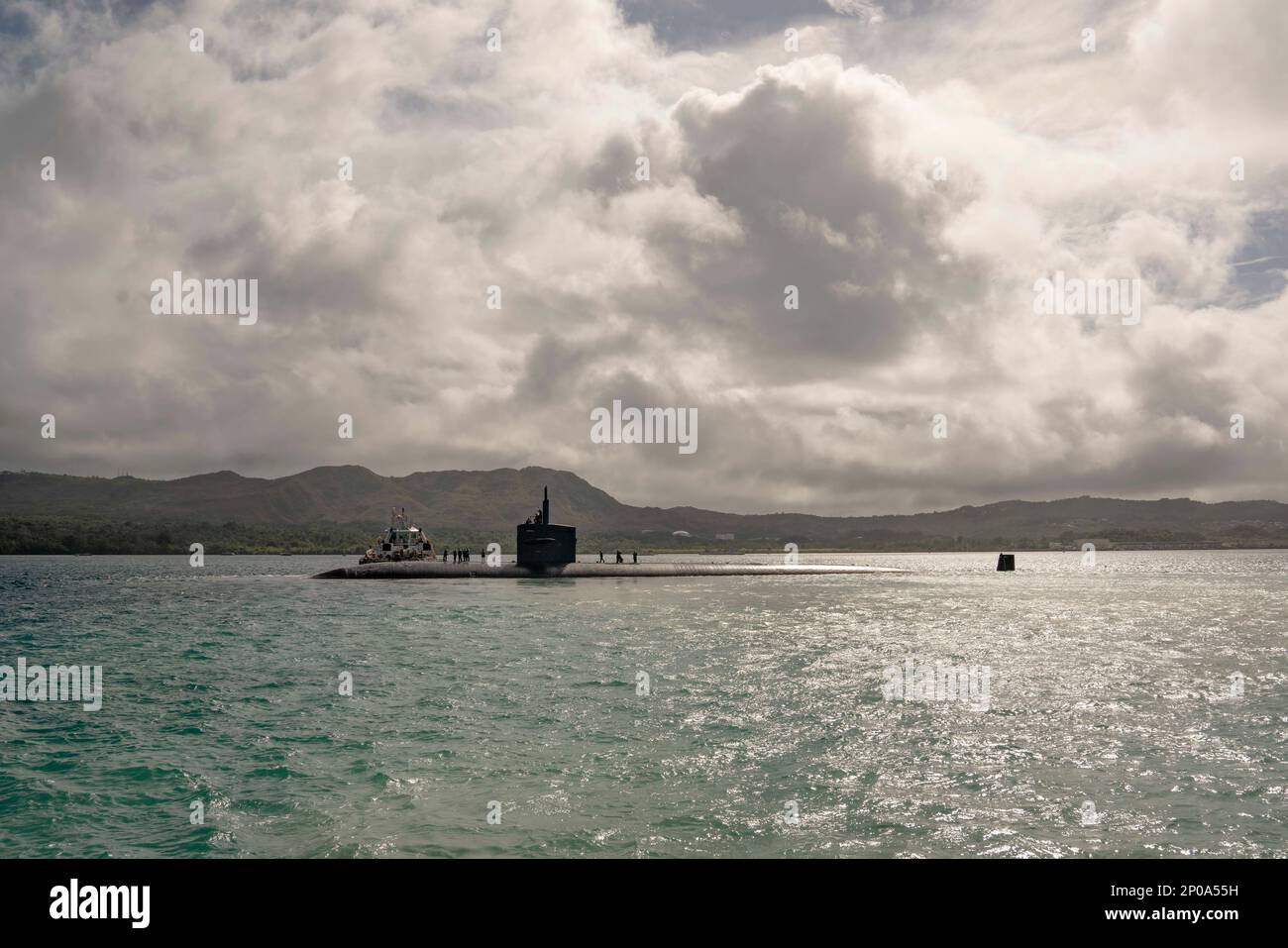 NAVAL BASE GUAM (Jan. 17, 2023) – The Los Angeles-class fast-attack ...