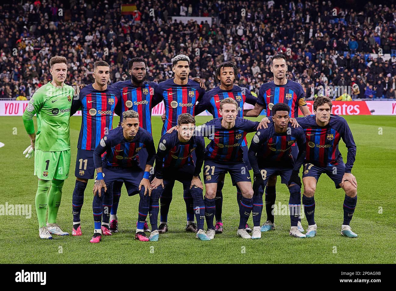 Fc barcelona team group hi-res stock photography and images - Alamy