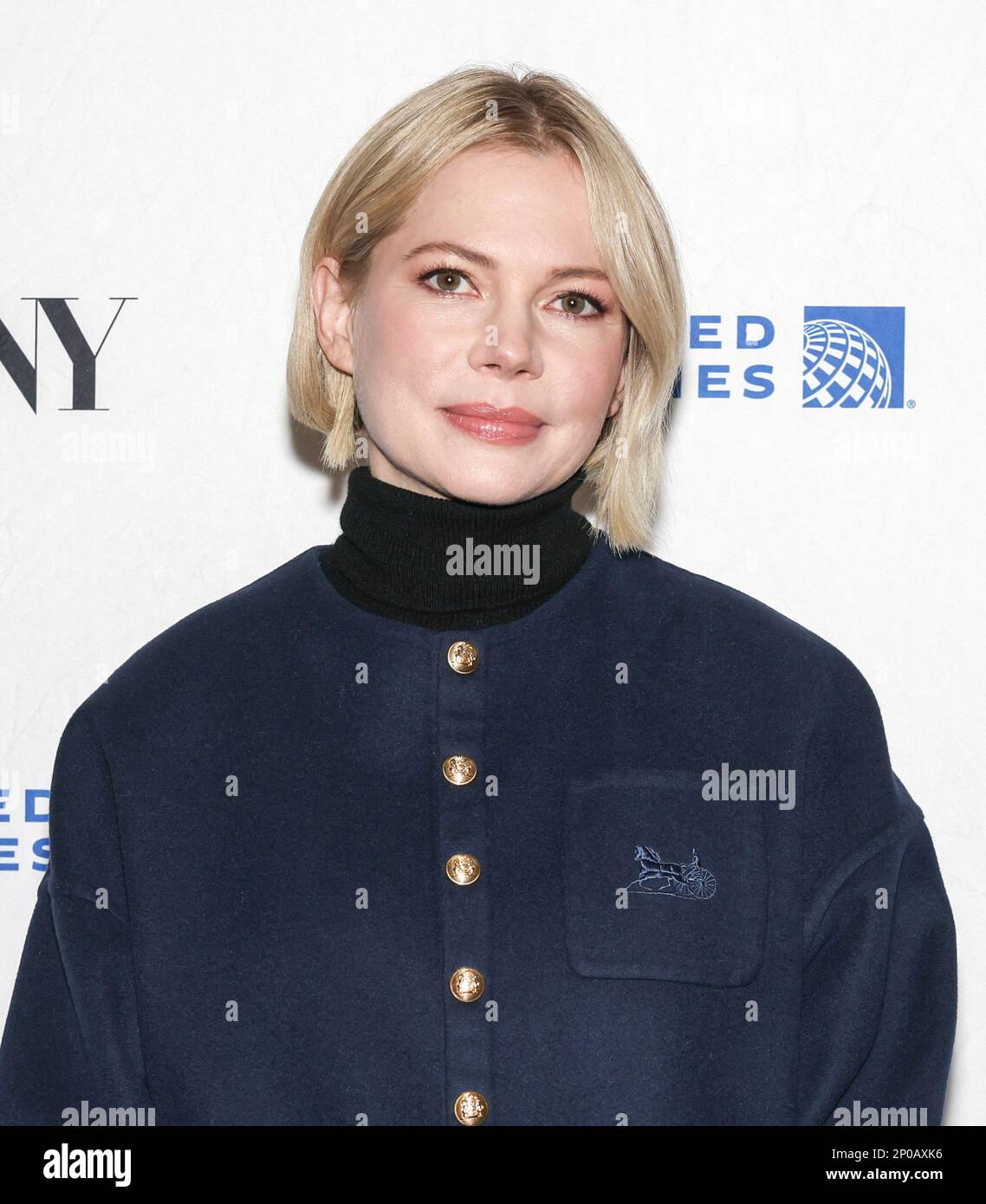 Michelle Williams poses backstage before discussing the film "The ...