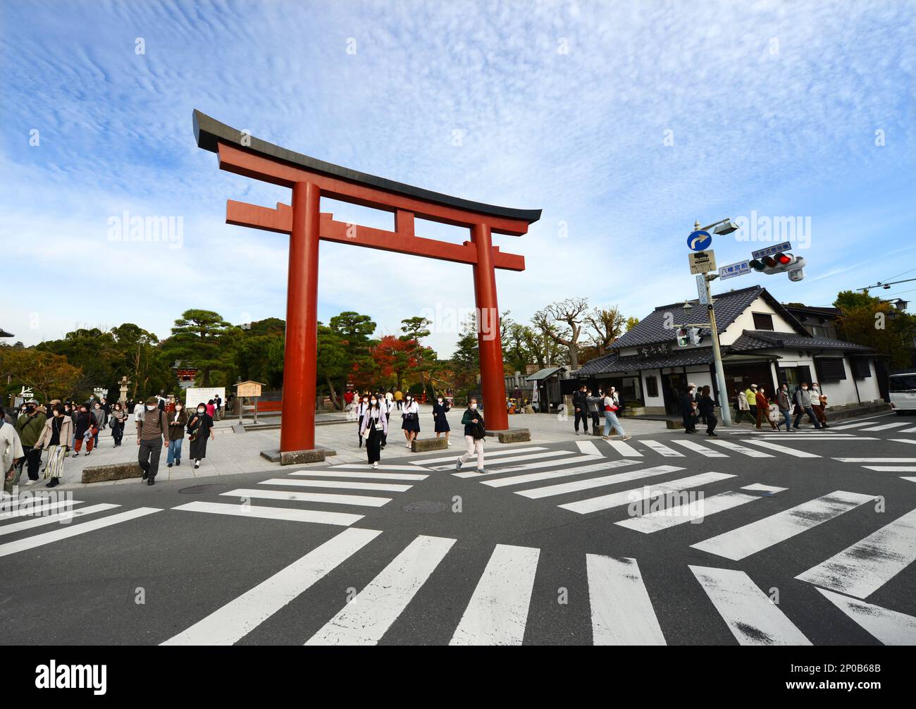 The main Tori ( Shrine gate ) of the Tsurugaoka Hachimangū Shrine in ...