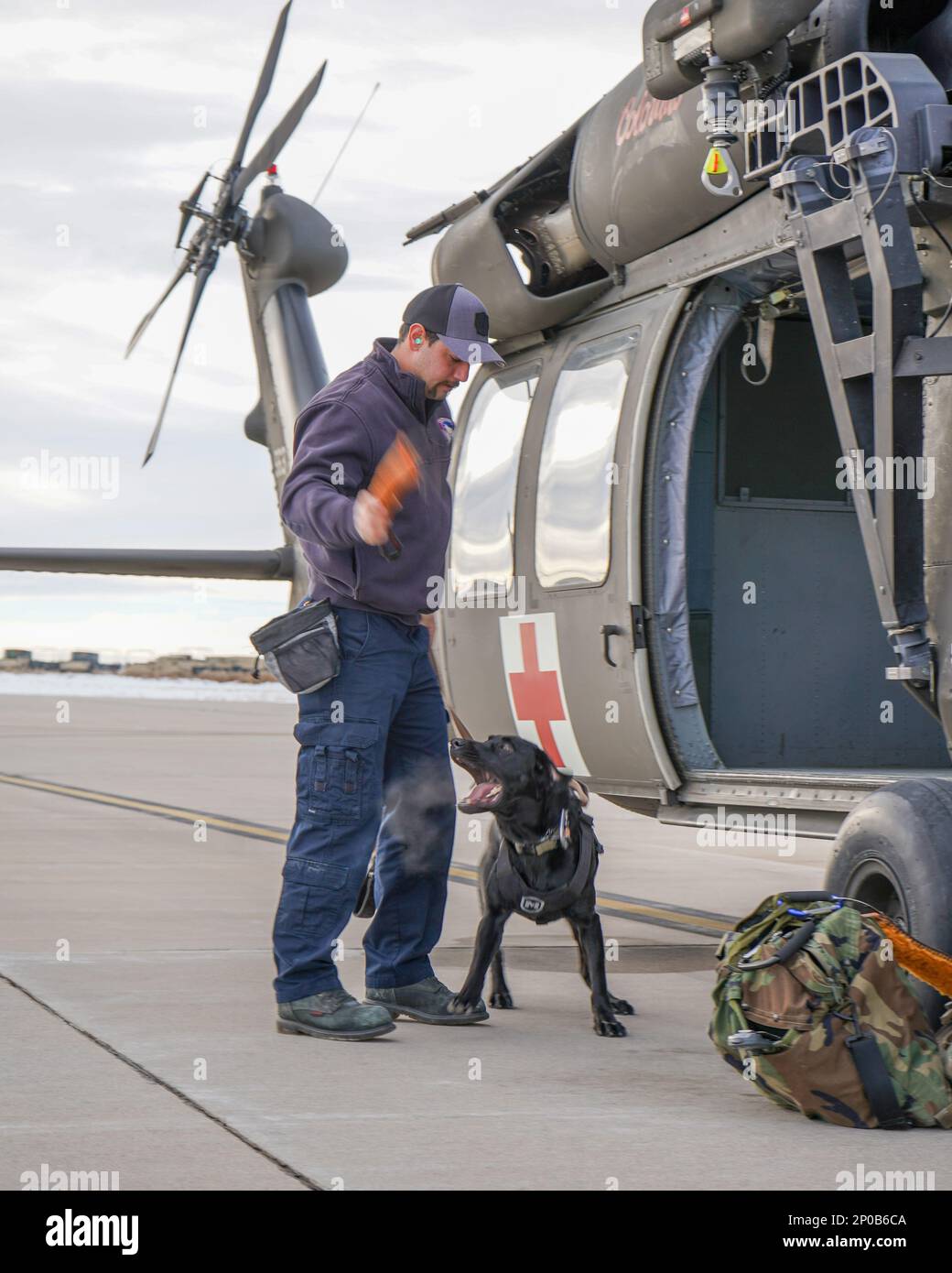 Members of the 2nd Battalion, 135th General Support Aviation, Colorado ...