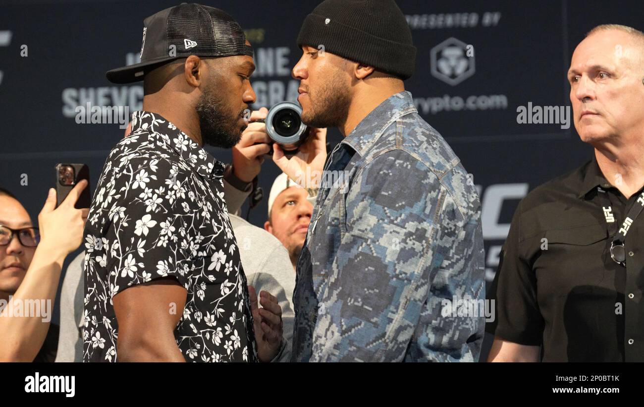 Cyril gane jon jones hi-res stock photography and images - Alamy