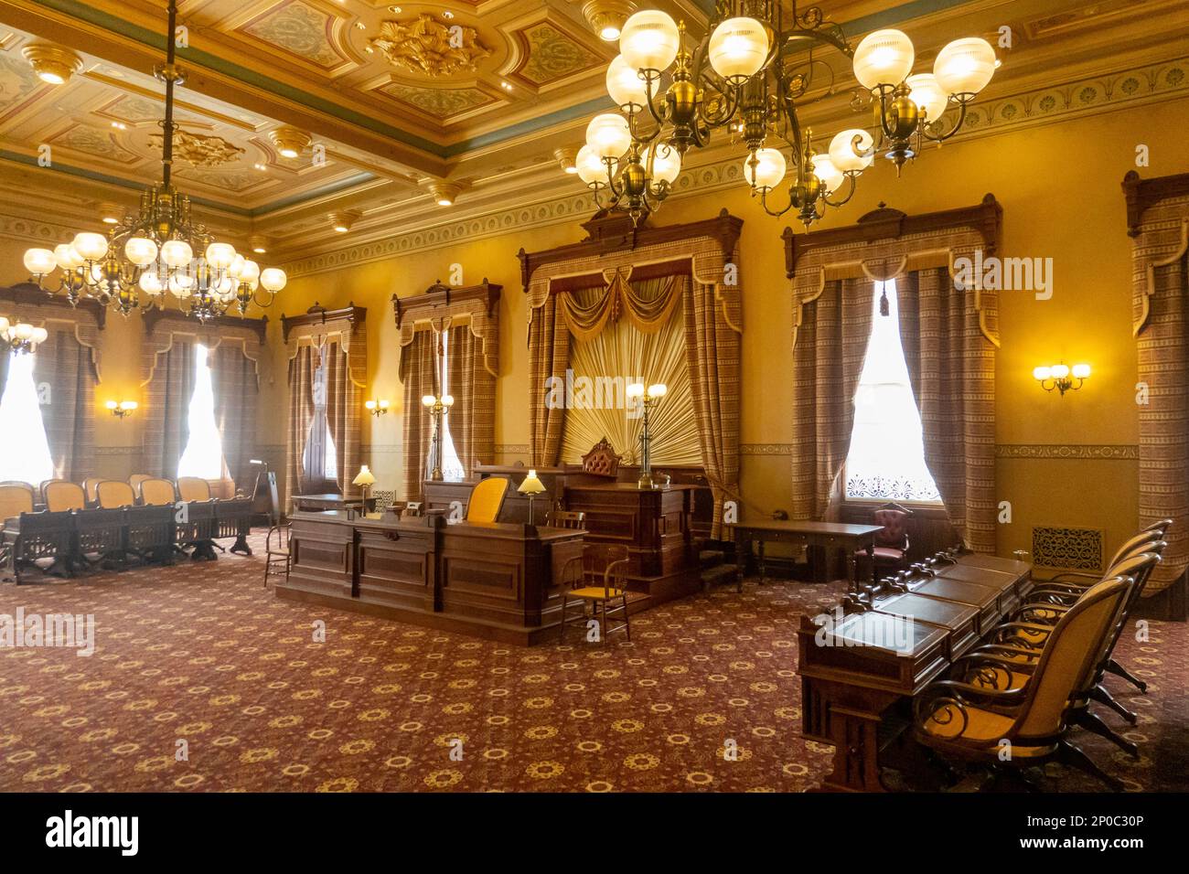Inside state government hi-res stock photography and images - Alamy