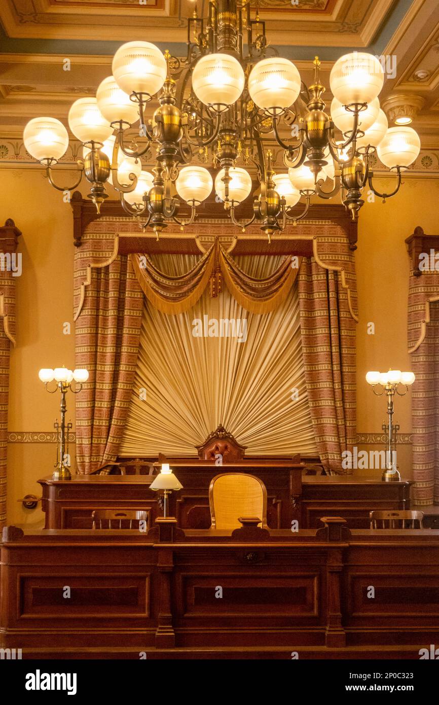 Inside state government hi-res stock photography and images - Alamy