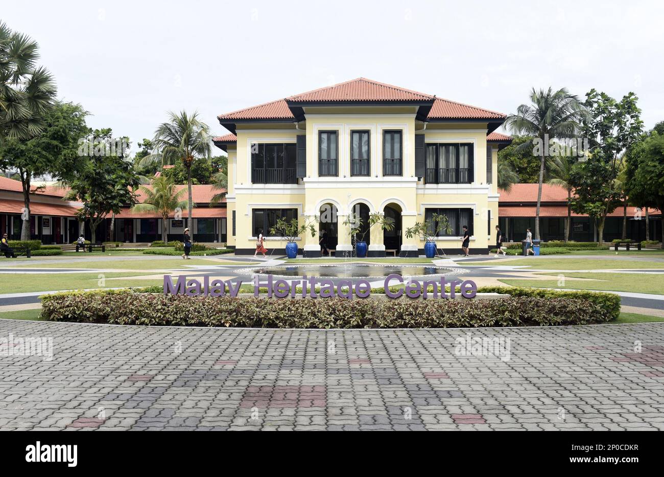 The Istana Kampng Gelam, the former seat for Malay royalty became the ...