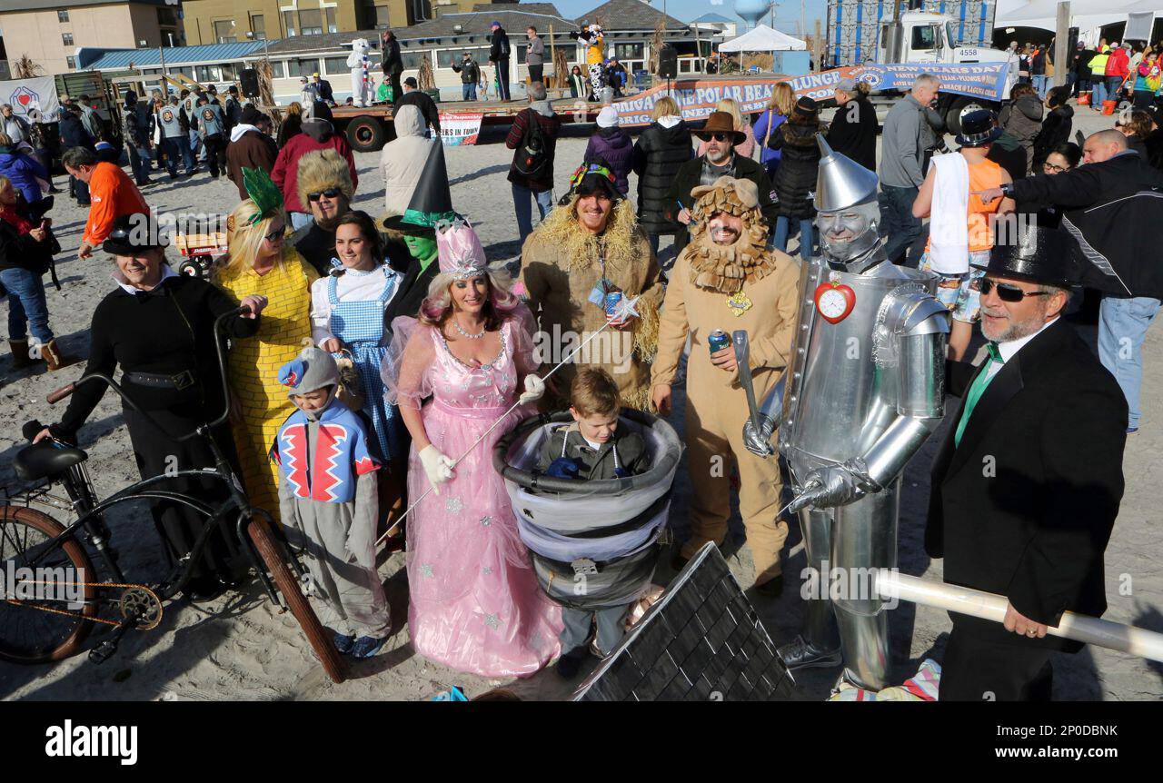The Rote Family of Brigantine as the cast from the Wizard of Oz ...