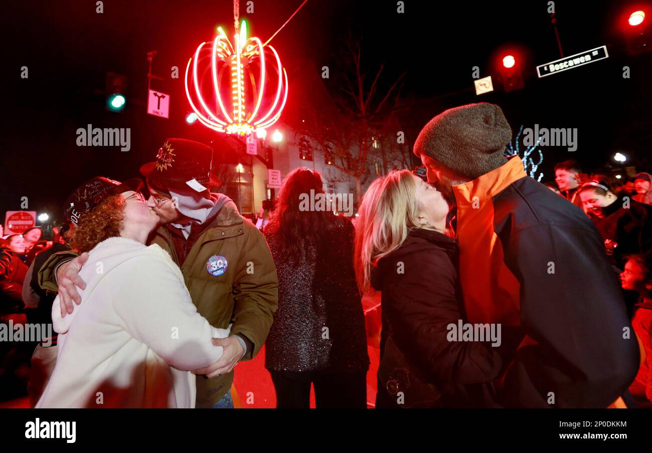 Luellen and Troy Mueller, left and Becca Makarita and Henry Rodgers ...