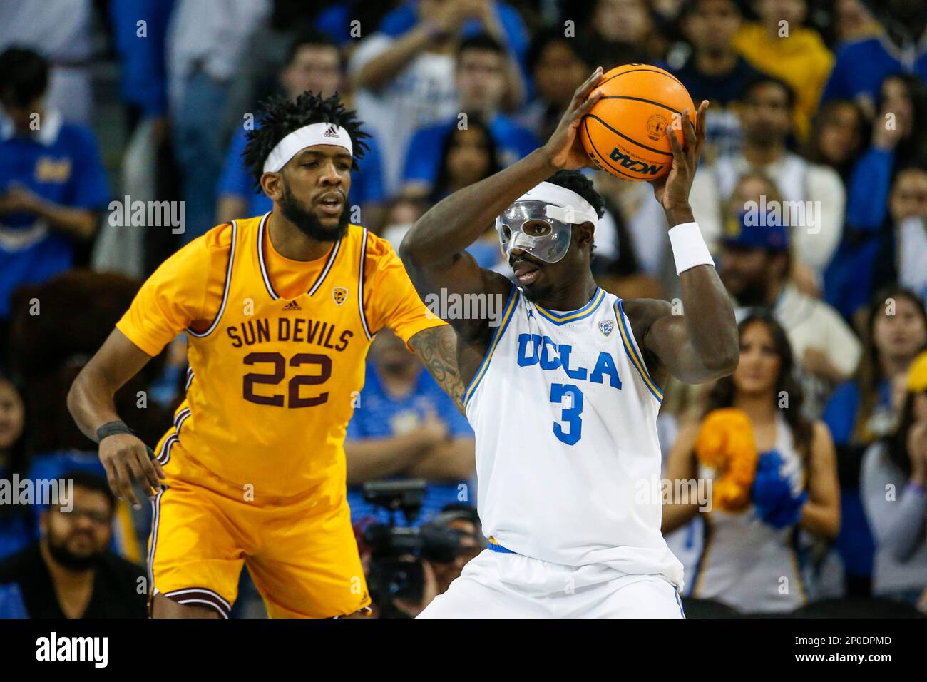 UCLA forward Adem Bona (3) is defebded by Arizona State forward Warren ...