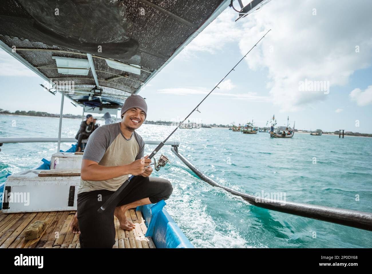 Go strike fishing hi-res stock photography and images - Alamy