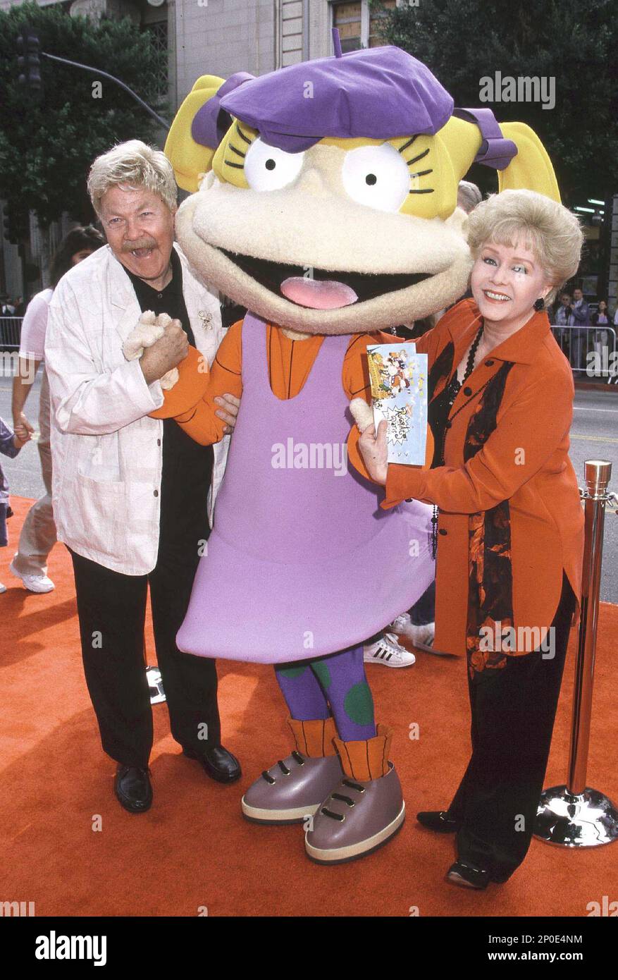 Debbie Reynolds 1932-2016File Photo by: RE/Westcom/STAR MAX/IPx200011/5 ...