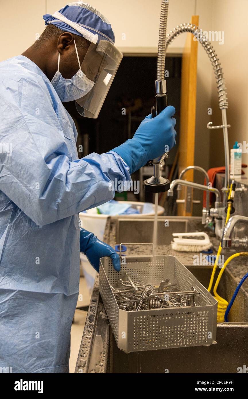 68D operating room specialist students assigned to the U.S. Army ...