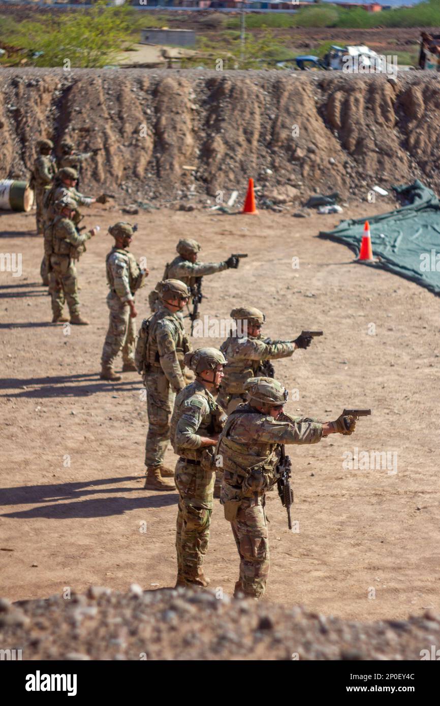 U.S. Army Soldiers assigned to Charlie Company, 1st Battalion, 69th ...