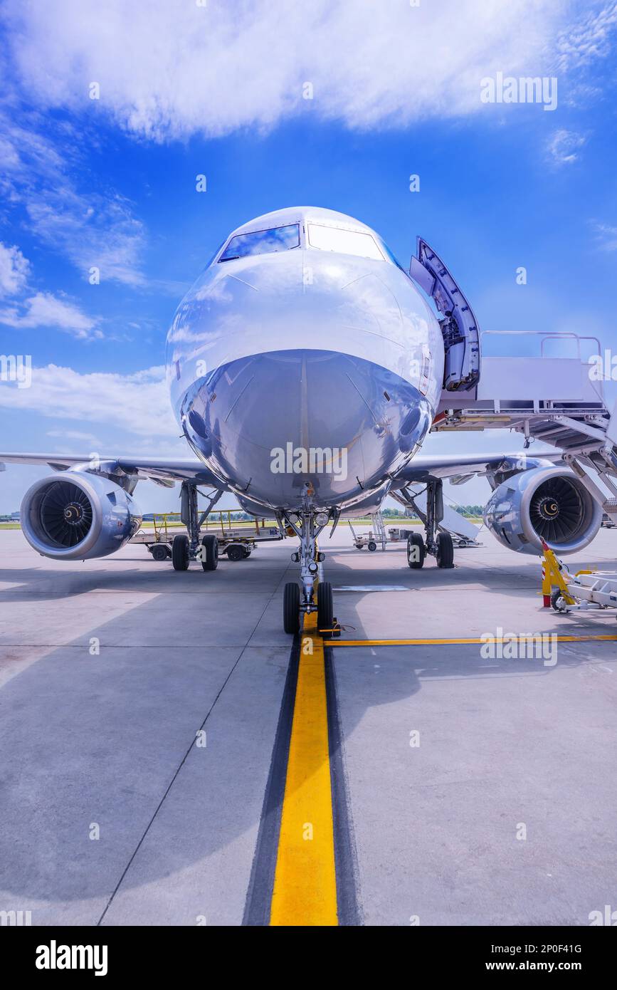 airplane gets prepared for take off Stock Photo - Alamy