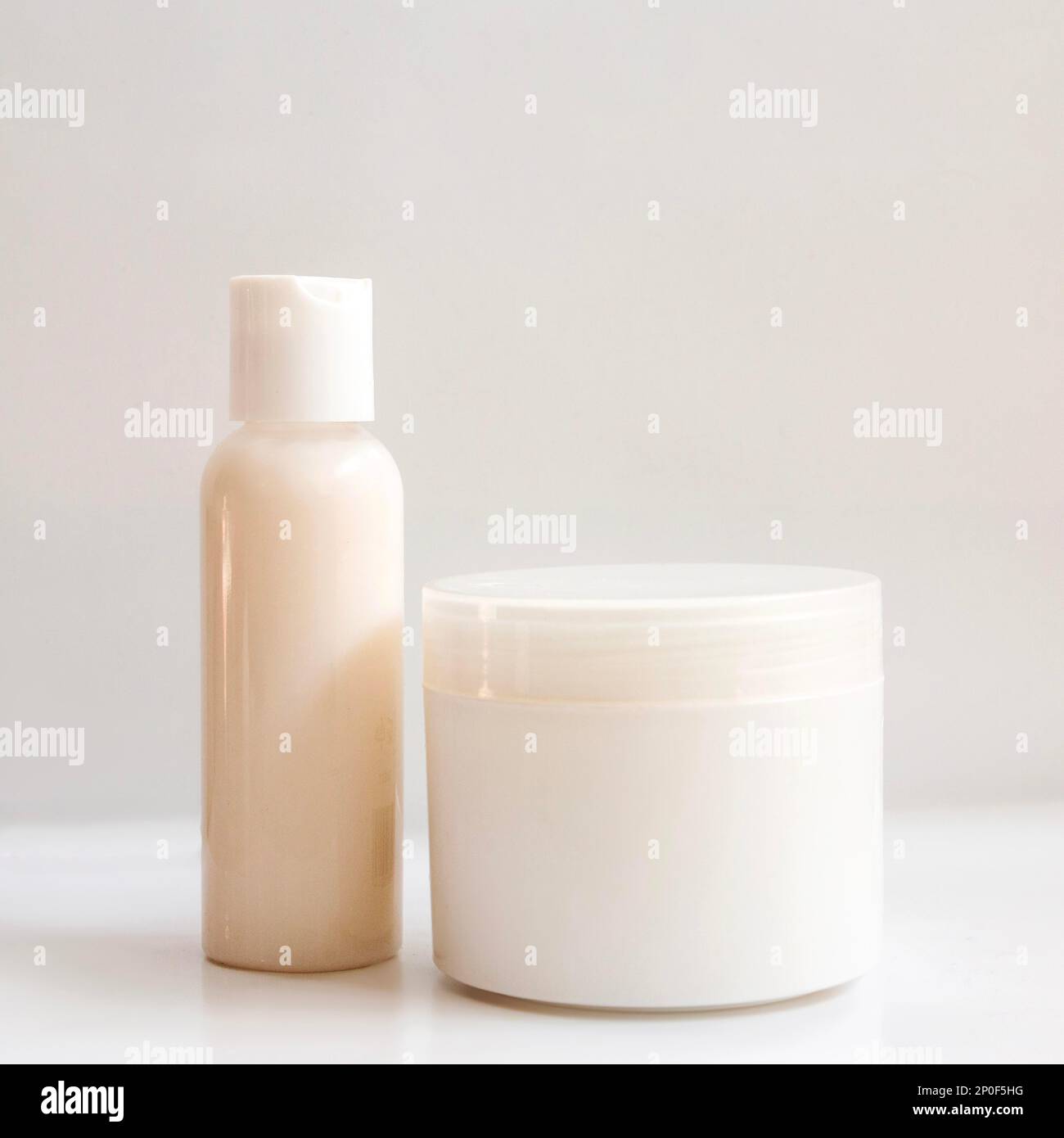 Bottle cap desk hi-res stock photography and images - Alamy