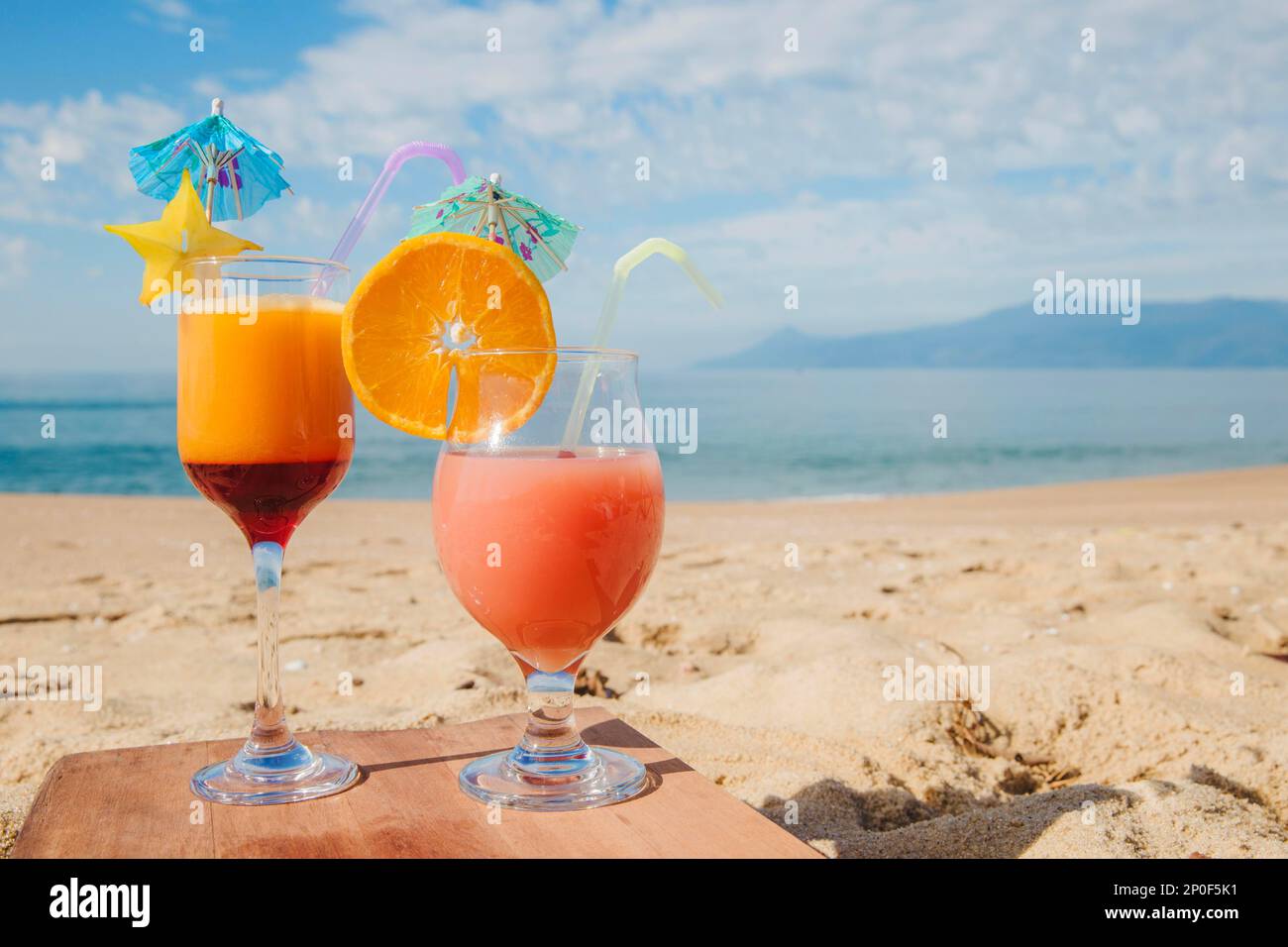tropical cocktail served beach. High resolution photo Stock Photo - Alamy