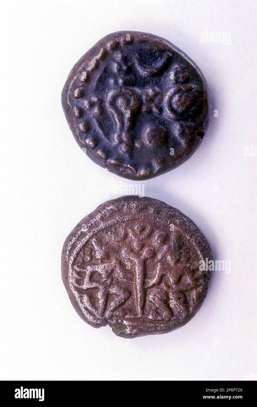 Vijayanagar tirumalaraya copper coin hi-res stock photography and ...