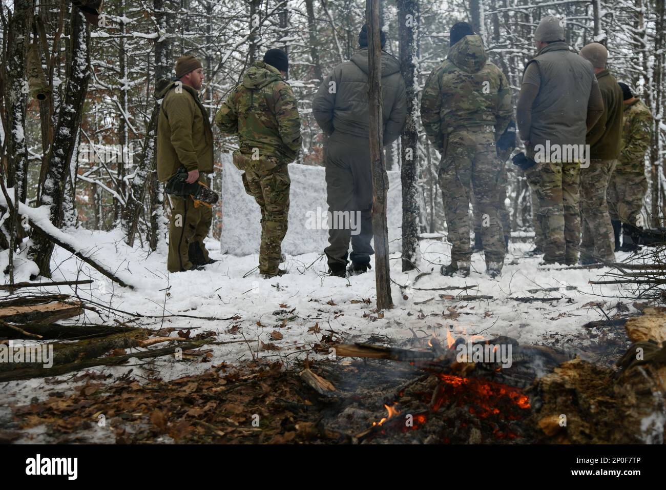 720th Special Tactics Group SERE specialists conduct a cold-weather ...