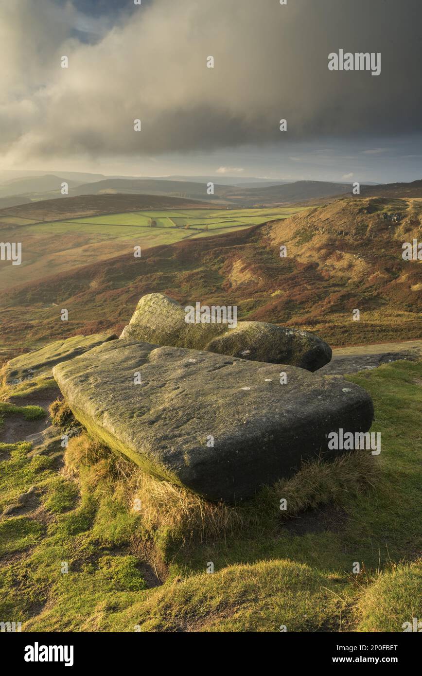 Dark peak peak district hathersage hi-res stock photography and images ...