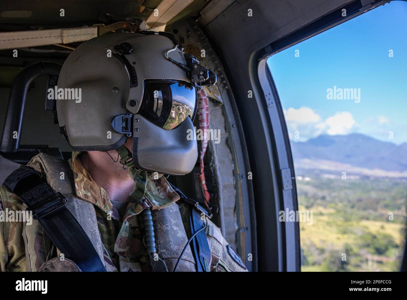 U.S. Army Soldiers from 3rd Battalion, 25th Aviation Regiment conduct ...