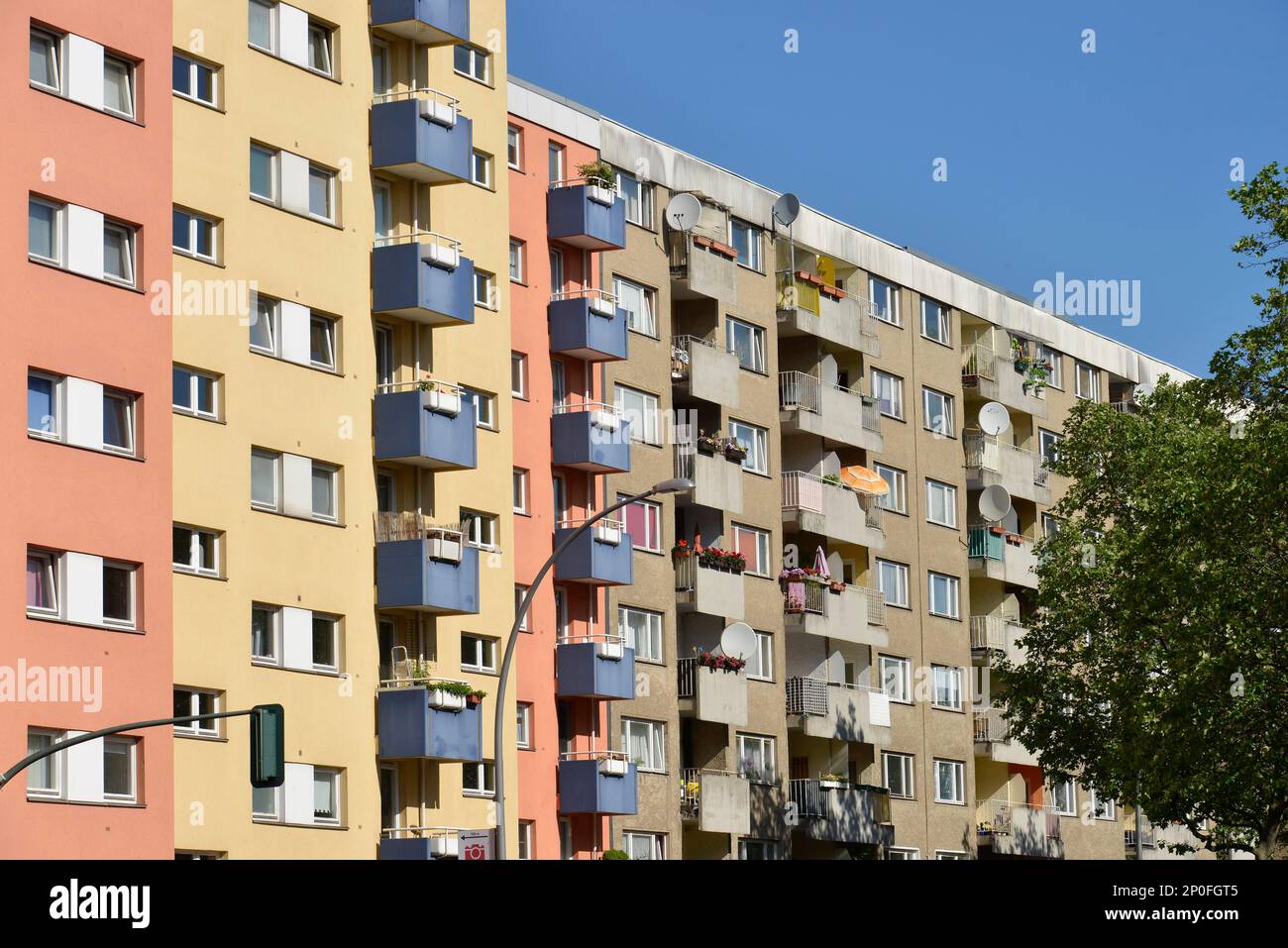Residential buildings, Martin-Luther-Strasse, Schoeneberg, Berlin ...