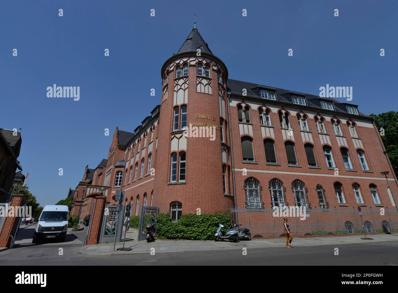Charite, Schumannstrasse, Mitte, Berlin, Germany Stock Photo - Alamy