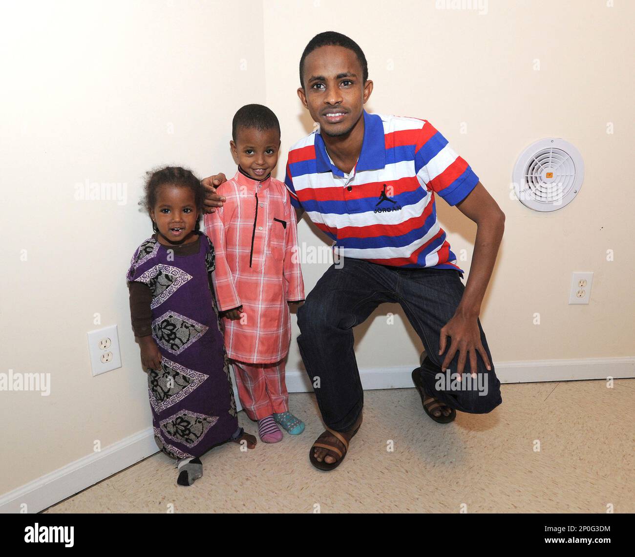 In this Dec. 8, 2016 photo, Somali refugees, Ibrahim Hassan, right ...