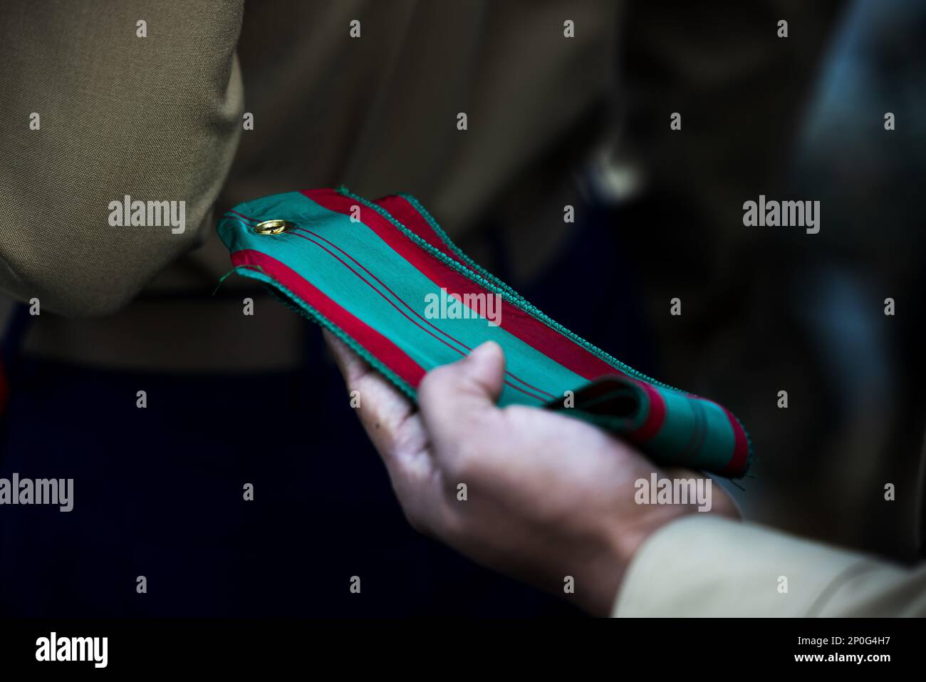 A U.S. Marine with 1st Marine Division carries a Vietnam Meritorious ...