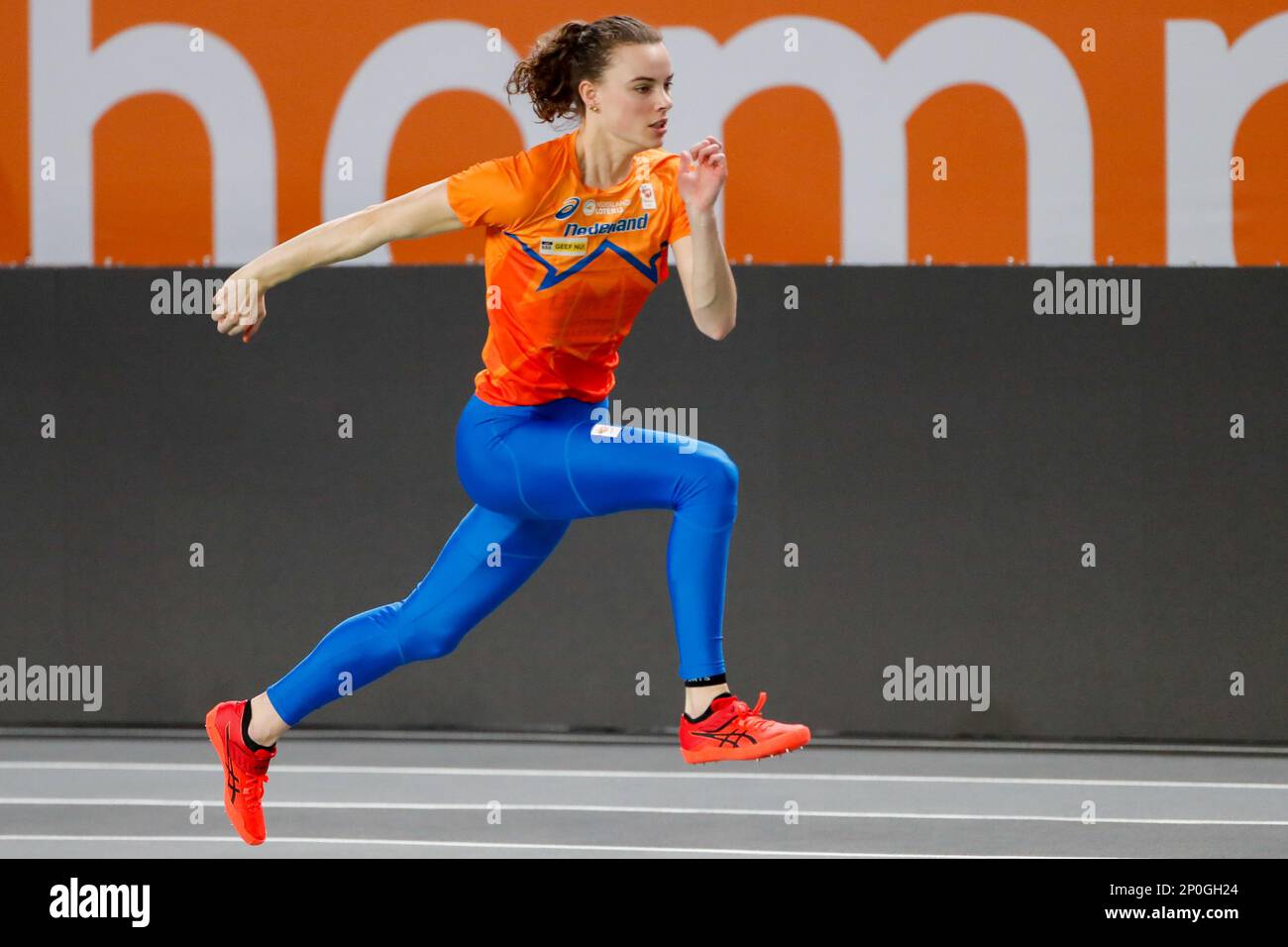 Sofie dokter competing on the high jump women hi-res stock photography ...