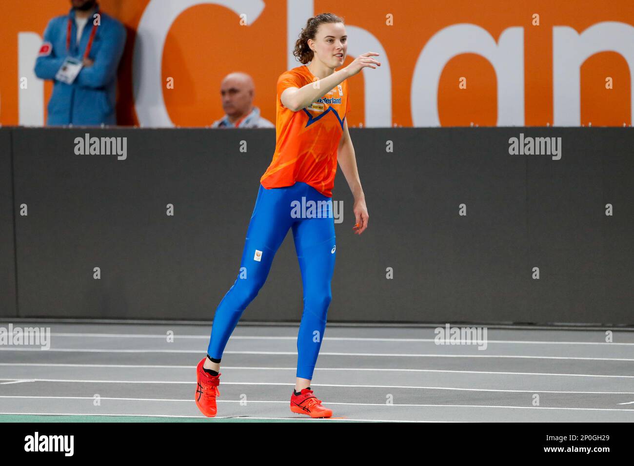 Sofie dokter competing on the high jump women hi-res stock photography ...