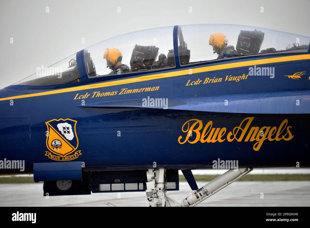 230110-N-AS200-0125 POINT MUGU, Calif. (Jan. 10, 2023) F/A-18 E/F Super ...