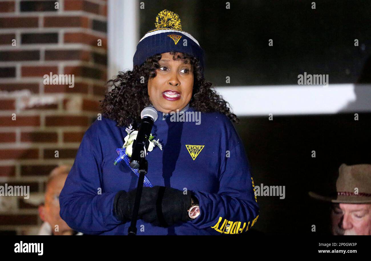 Frankie Williams' mother, Victoria Williams, speaks to the crowd during ...