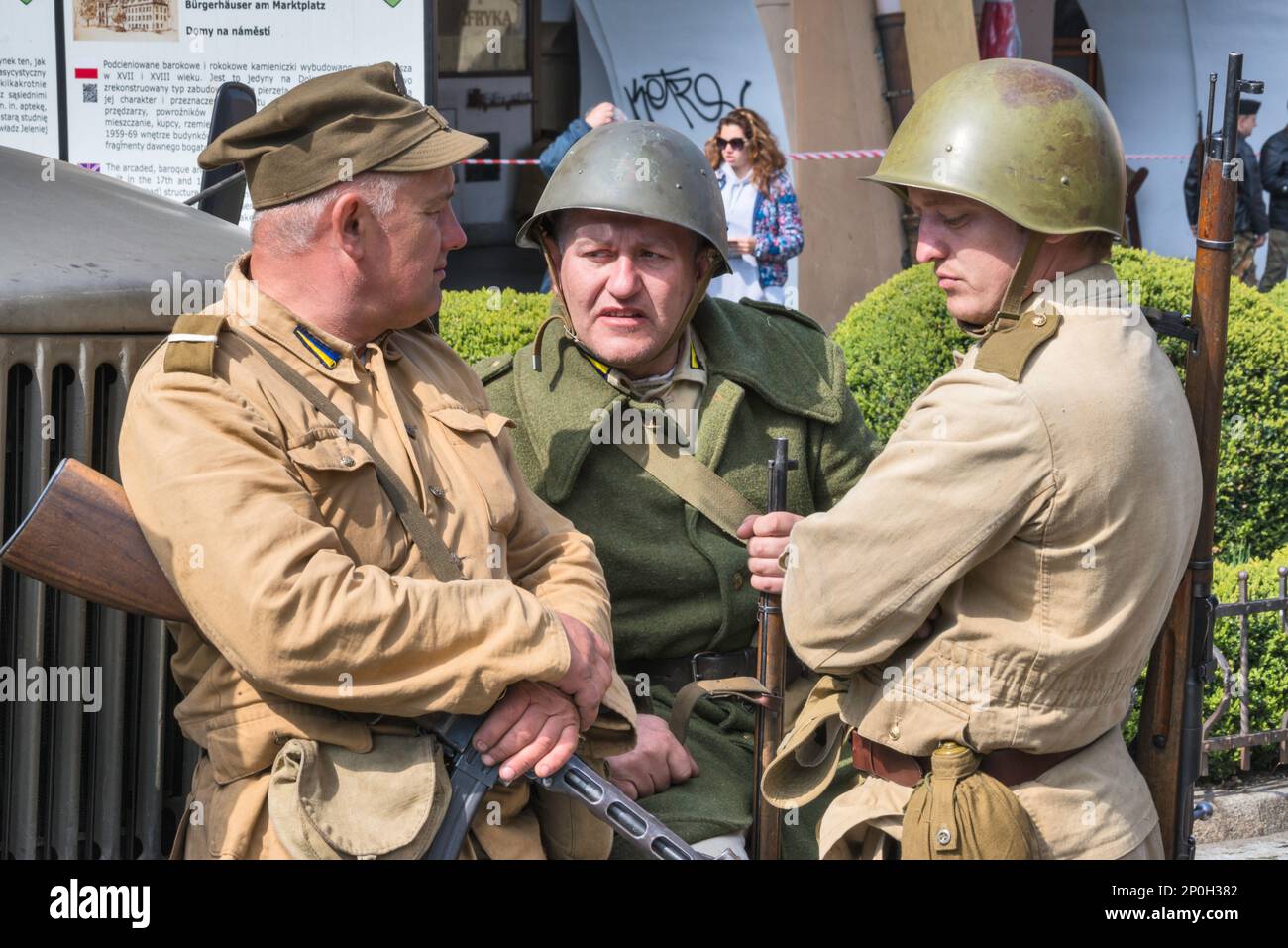 Historical military uniform hi-res stock photography and images - Alamy