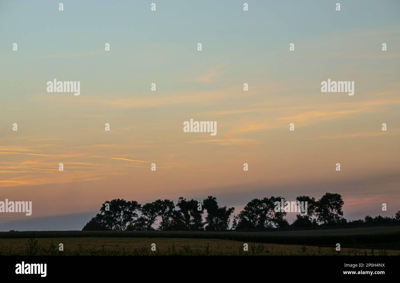 Summer landscape photo, Dawn sunset beautiful paints painted the sky ...