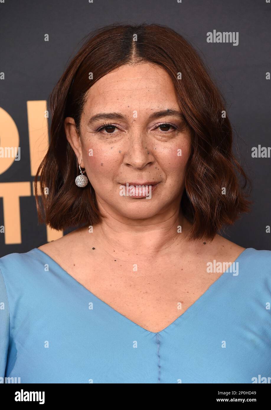 Hollywood, US, March 2, 2023, Maya Rudolph arriving on the red carpet ...