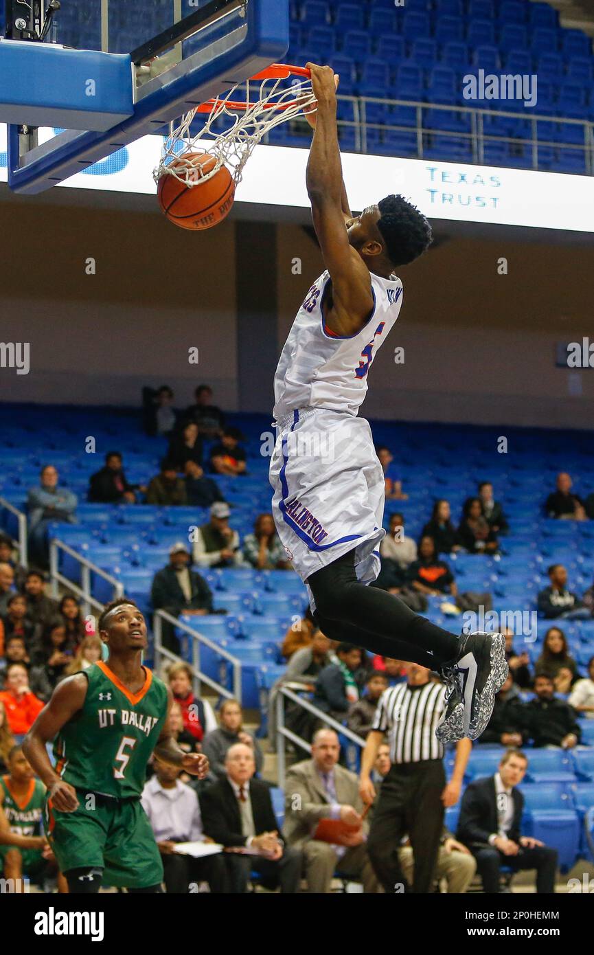 ARLINGTON, TX - DECEMBER 05: Texas-Arlington Mavericks guard Kaelon ...